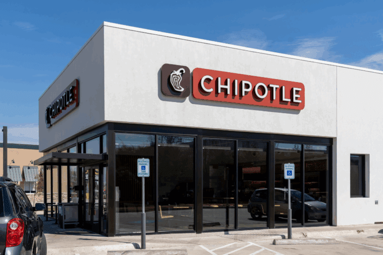 The 10 Fast Food Chains With the Most Shocking Health Violations