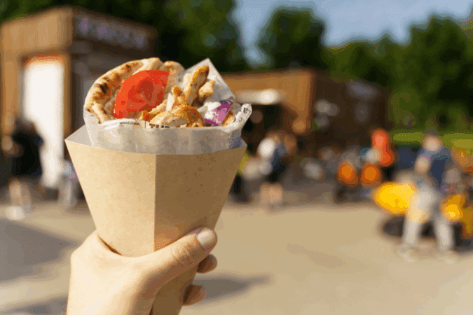 Top 10 Countries That Consume the Most Fast Food
