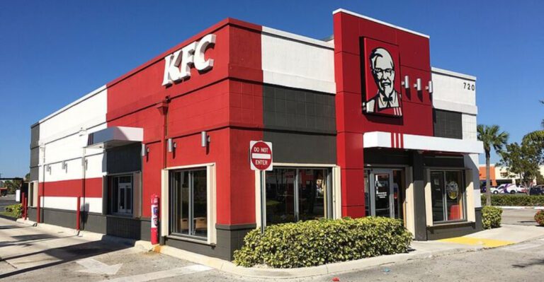 15 Classic Fast Food Chains Boomers Still Remember From Childhood