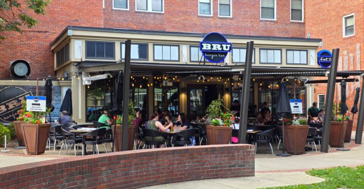 9 Indiana Burger Chains So Good Locals Turn Them Into Road Trip ...