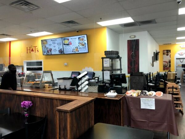 Tennessee Fish Fry Stops Where Golden Fillets Disappear Before Sunset