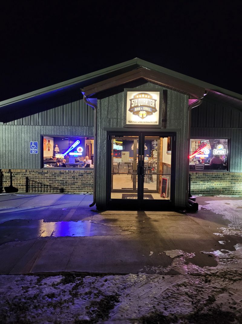 These Iowa Backroad Diners Turn Pork Tenderloin Sandwiches Into Road ...