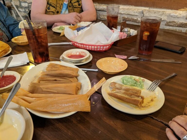 This Cozy Café Serves Breakfast Tamales People Wait All Week For