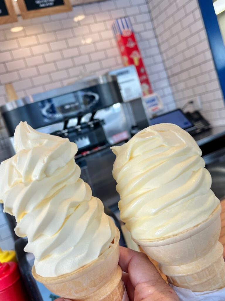 This Iowa Ice Cream Stand Serves Old-Fashioned Scoops Locals Say Taste ...