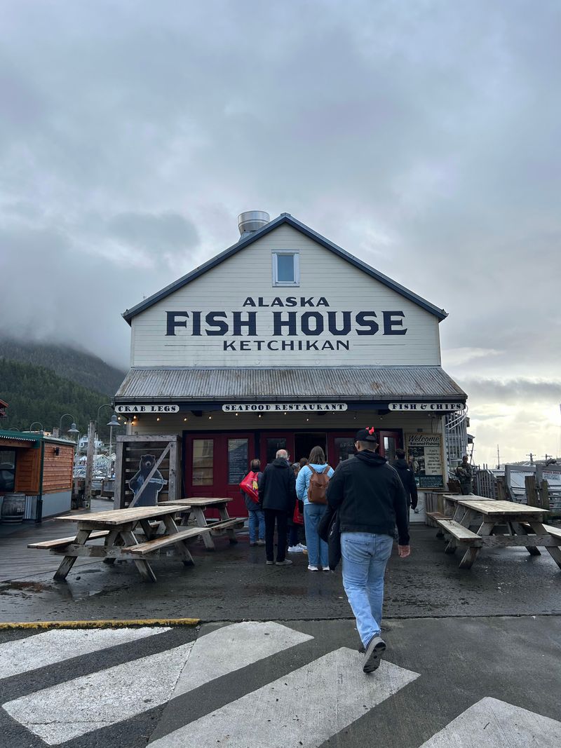 10 Alaska Seafood Shacks Where The Fresh Catch Is Always The Point