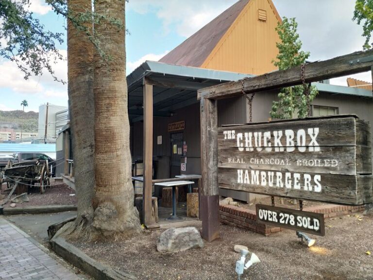 10 Arizona Burger Joints Known for One Can’t-Miss Signature Bite