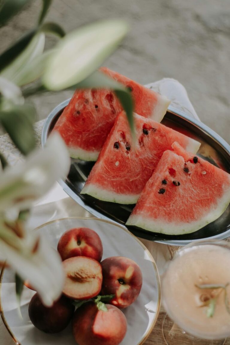 25 Grocery Aisle Traps That Turn “Just One Thing” Into 50