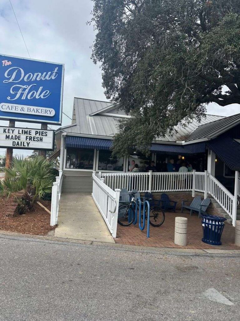 This Florida Beach Town Donut Shop Serves Big Fresh Donuts Locals Say ...
