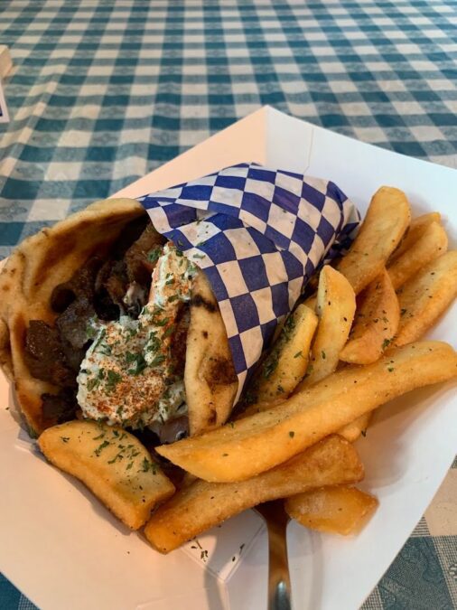 This Unassuming Texas Restaurant Is Known for Serving the Best Gyros Around