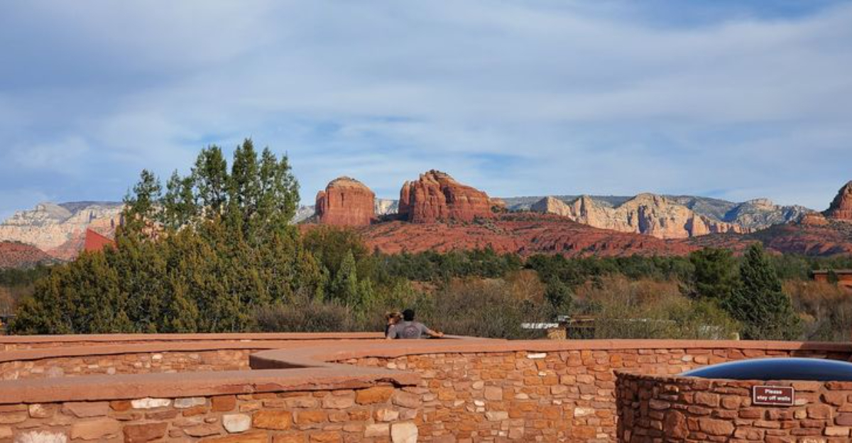 This Breathtaking Arizona State Park Is So Surreal, It Feels Like ...